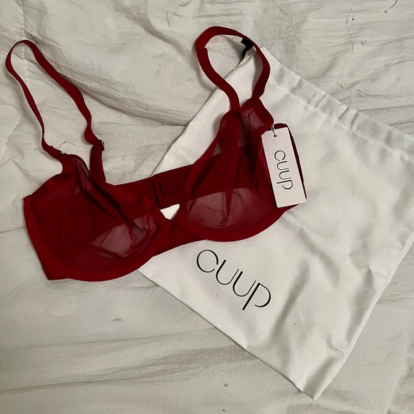 Intimates & Sleepwear | Cuup Plunge Bra | Poshmark